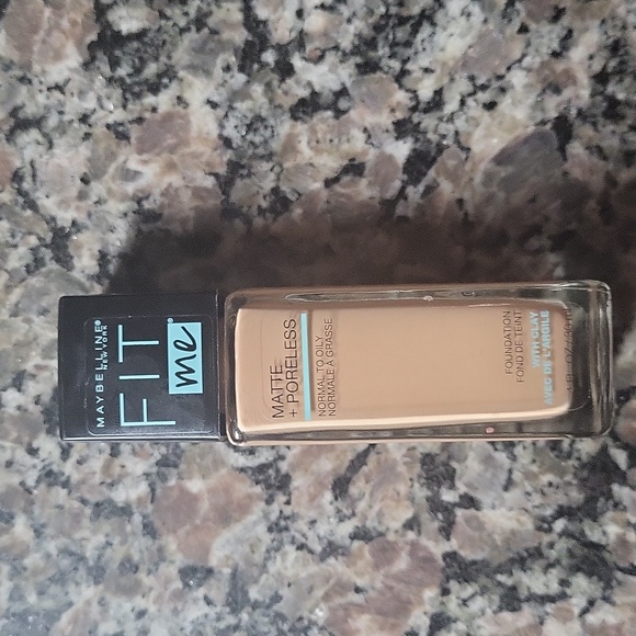Maybelline | Makeup | Maybelline Fit Me 24 Soft Sand Matte 1 Fl Oz New ...